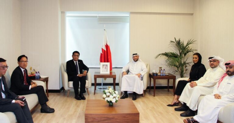 LMRA CEO receives the Indonesian Ambassador to the Kingdom - Media Centre